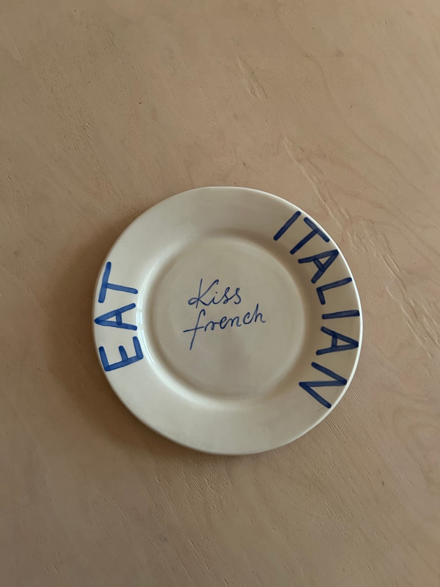 Plate Eat Italian Kiss French OUTLET